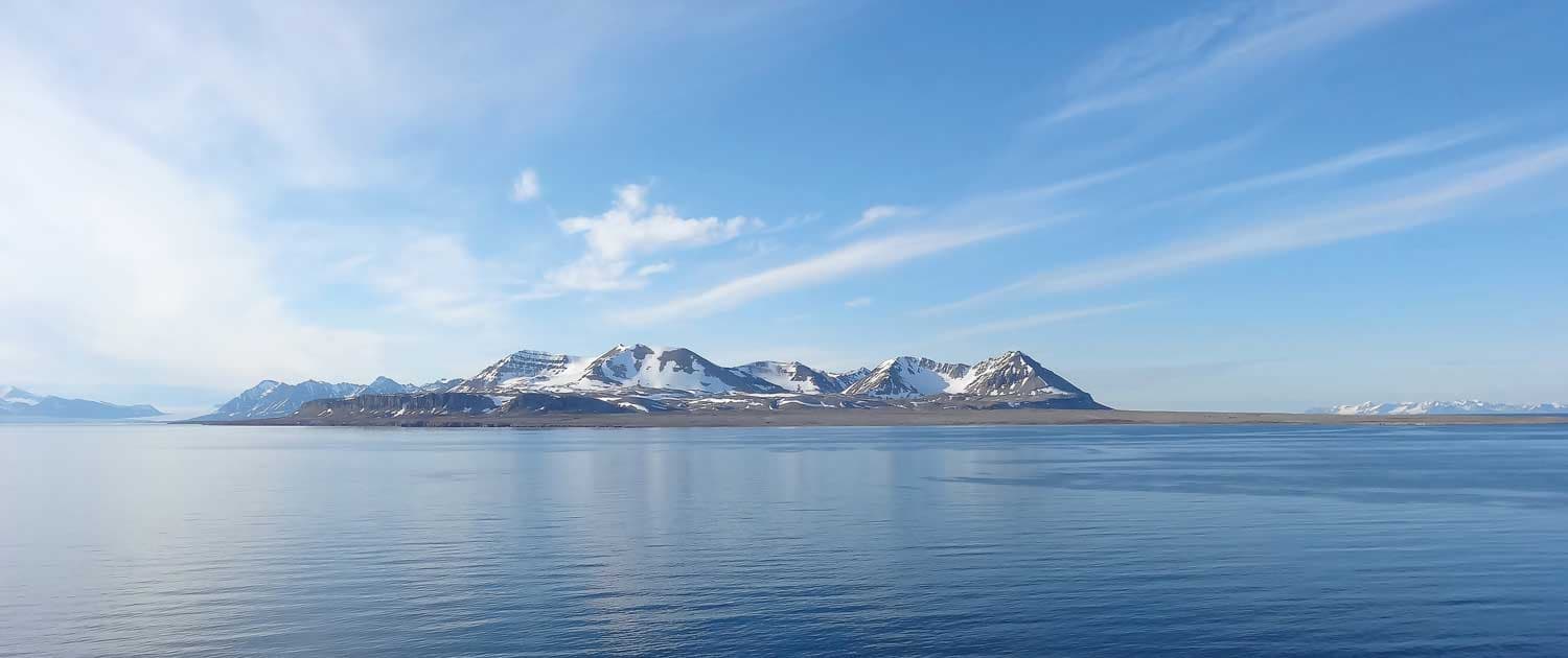 AI sheds light on glacier retreat in the high Arctic - WWF Arctic