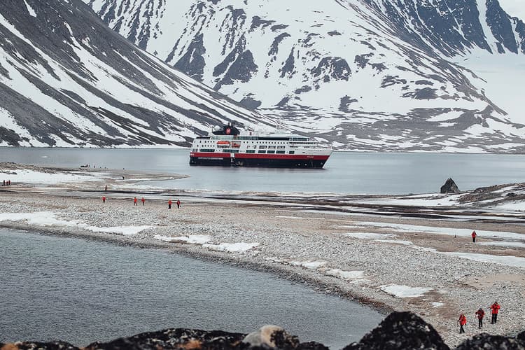 Could Arctic ports be part of the solution? - WWF Arctic